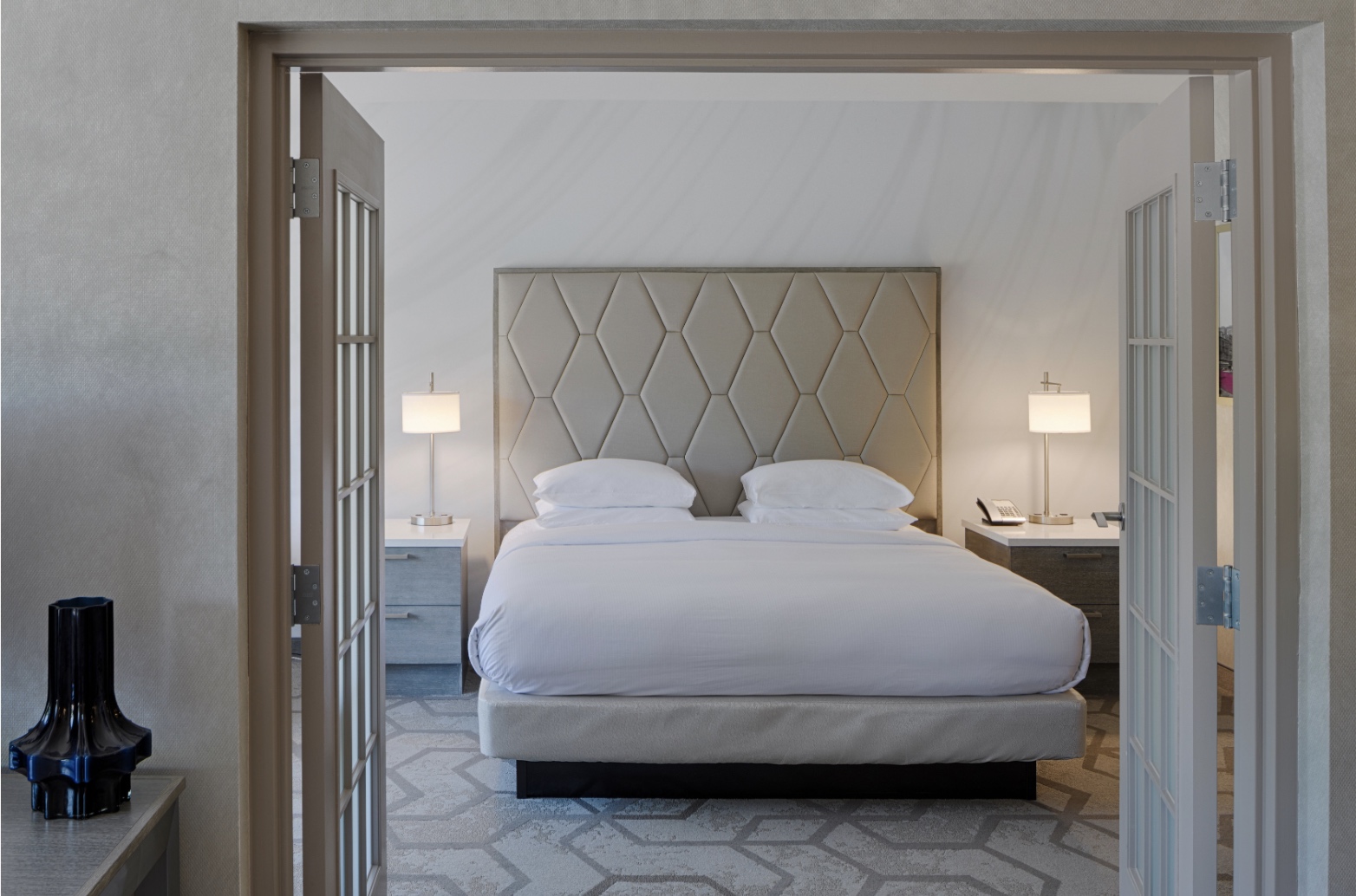 The Kingsley | Rebirth of the Midcentury Cool · The Metropolitan